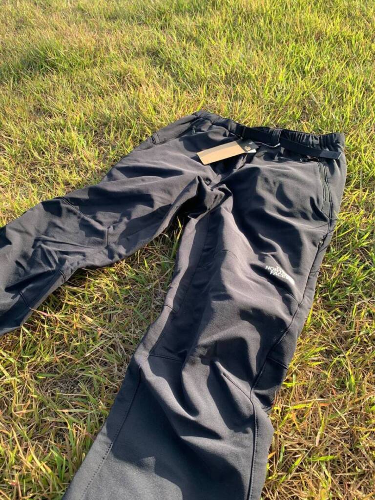 【登山グッズ】NorthFaceのバーブサーマルパンツをレビュー | SlowPeak登山